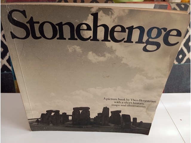 Stonehenge A picture book Theo Bergstrom