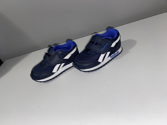 Nove reebok patike, br 21.5