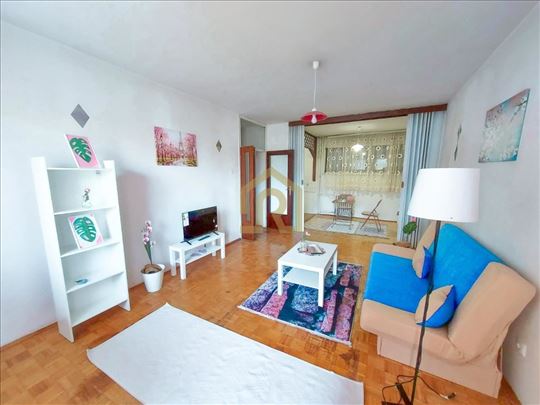 Izdavanje, stan, Dalmatinska, 89m2, Id1359