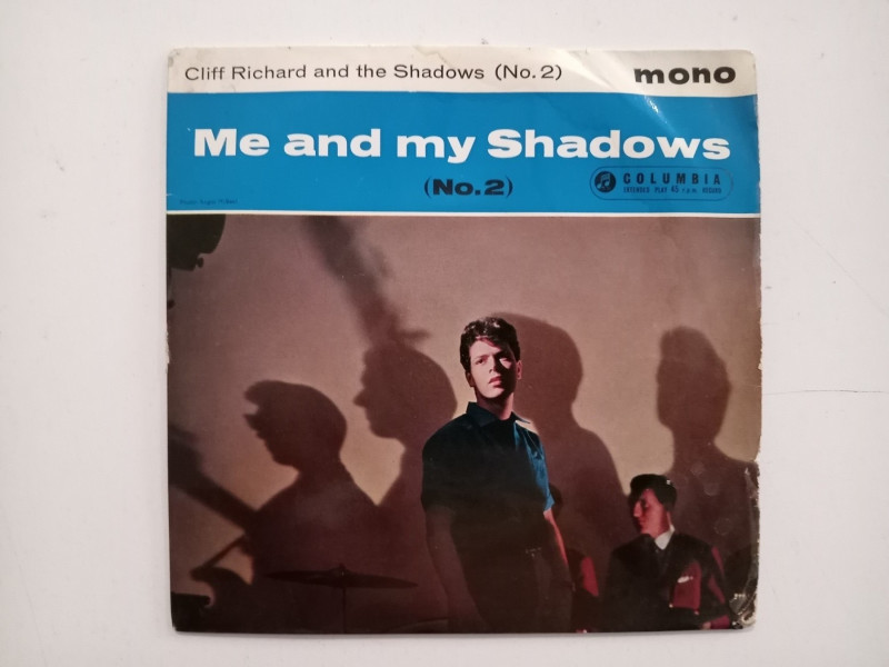 Cliff Richard And The Shadows– Me and My Shadows (No.2)