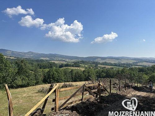 Na prodaju zemljiste ukupne povrsine 80 ari, Tometino polje – Divčibare