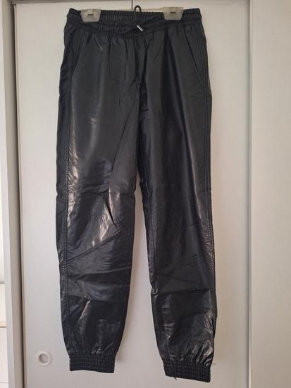 Pantalone crne od skaja, Zara, NOVO