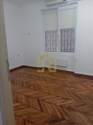 Izdavanje, pp, Golsvordijeva, 84m2, Id1364