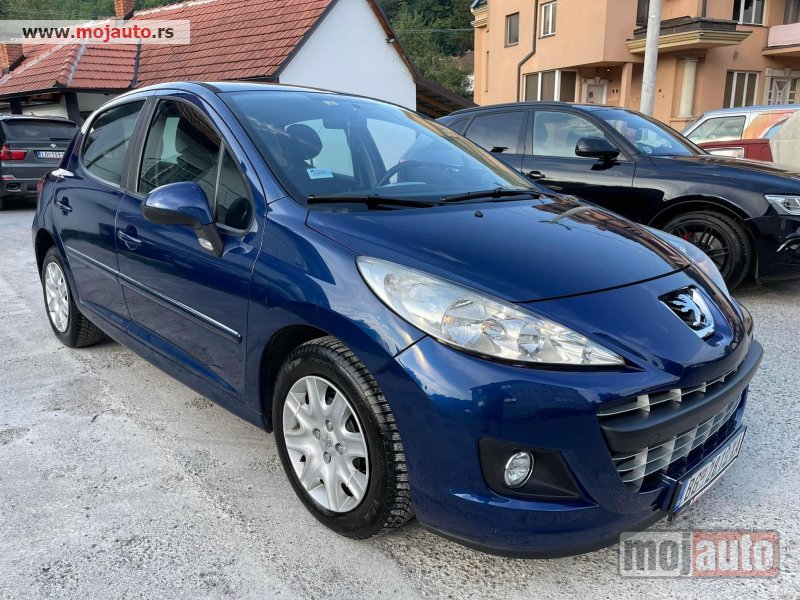 Peugeot 207 1.4 benzin