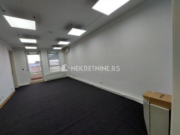 Belvile, 97m2 garaža ID 13148-1