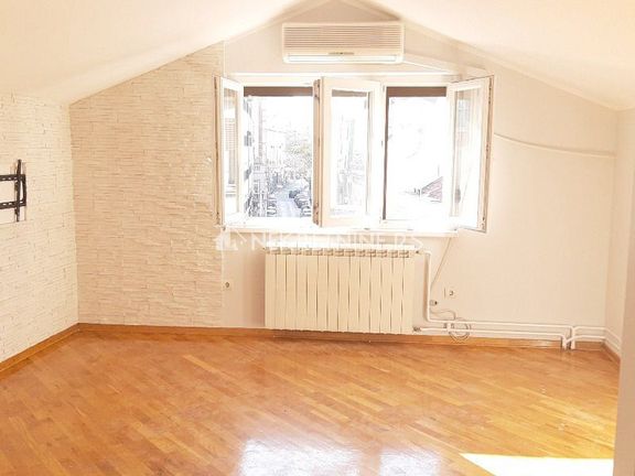 Vukov spomenik, uračunati troškovi; 200m2, 8 kancelarija