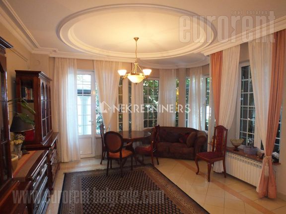 #31822, Izdavanje, Kuća, DEDINJE, 4500 EUR