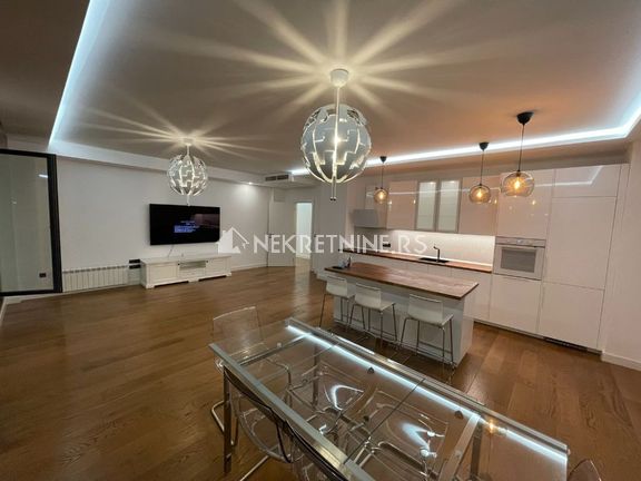 Lux penthouse u srcu Vračara , ID 12869-1