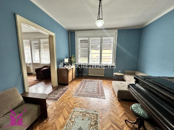 * Novi Sad - Stari grad * PET FRIENDLY