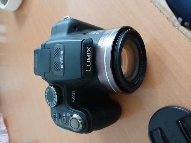 Panasonic Lumix FZ40