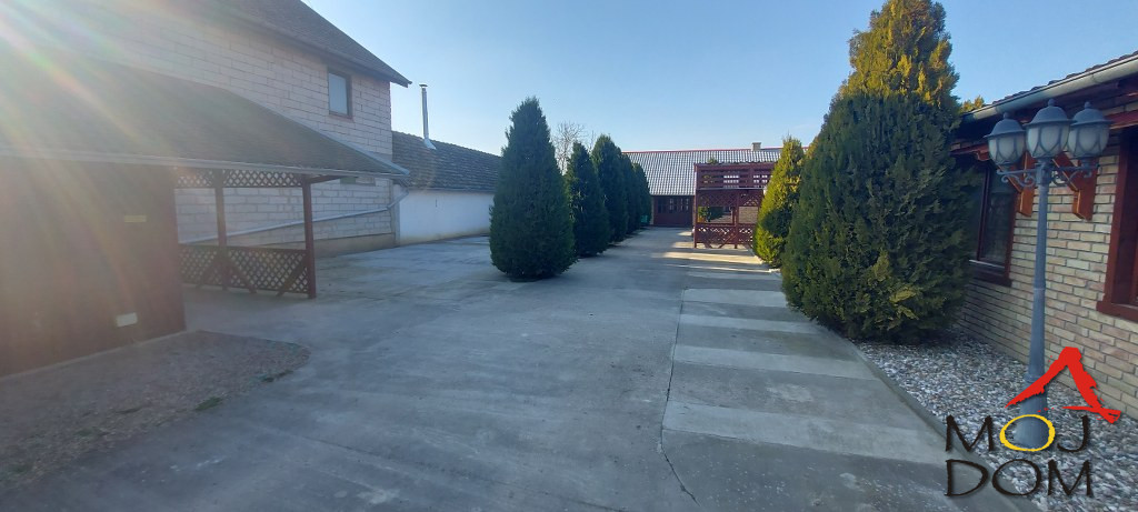 Lokal,BEČEJ,BEČEJ,kv: 317, € 185400, ID: 8000618