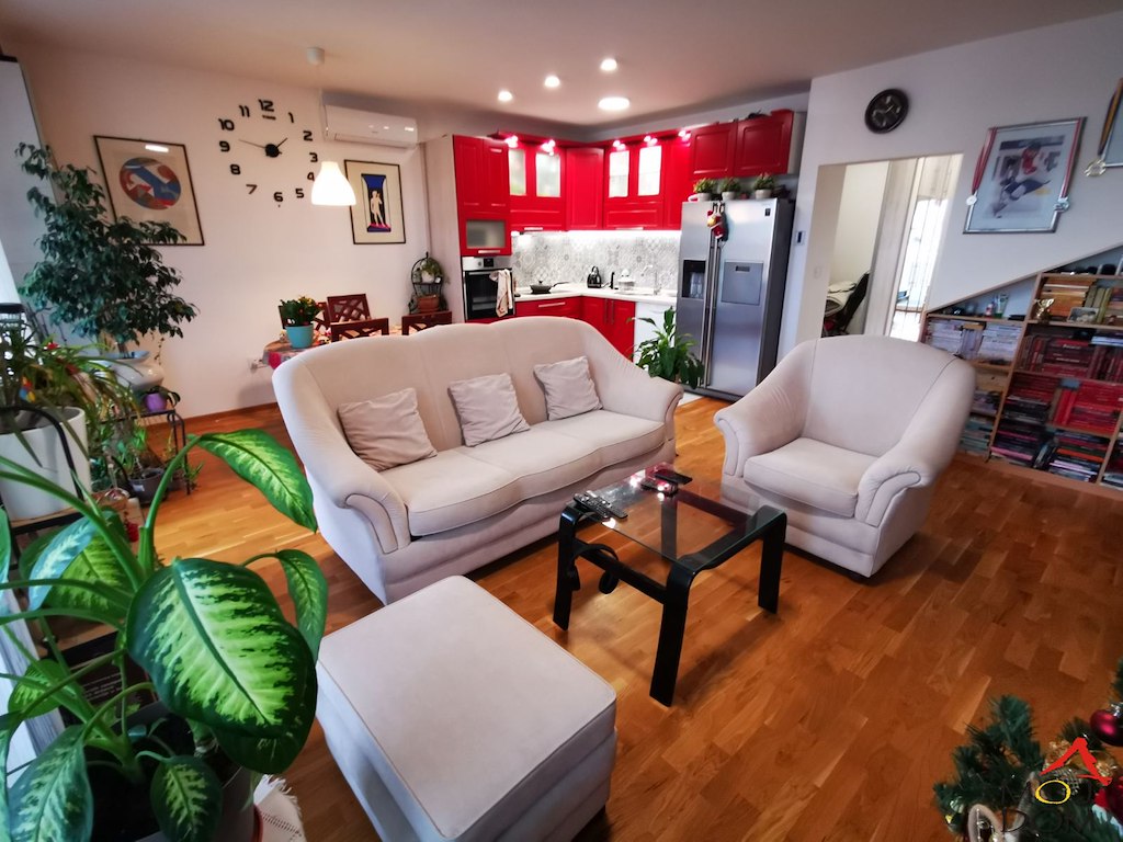 Stan,NOVI SAD,TELEP,kv: 84, € 181200, ID: 1025559