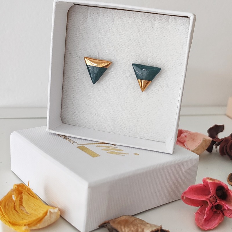 Medium Triangle Turquoize