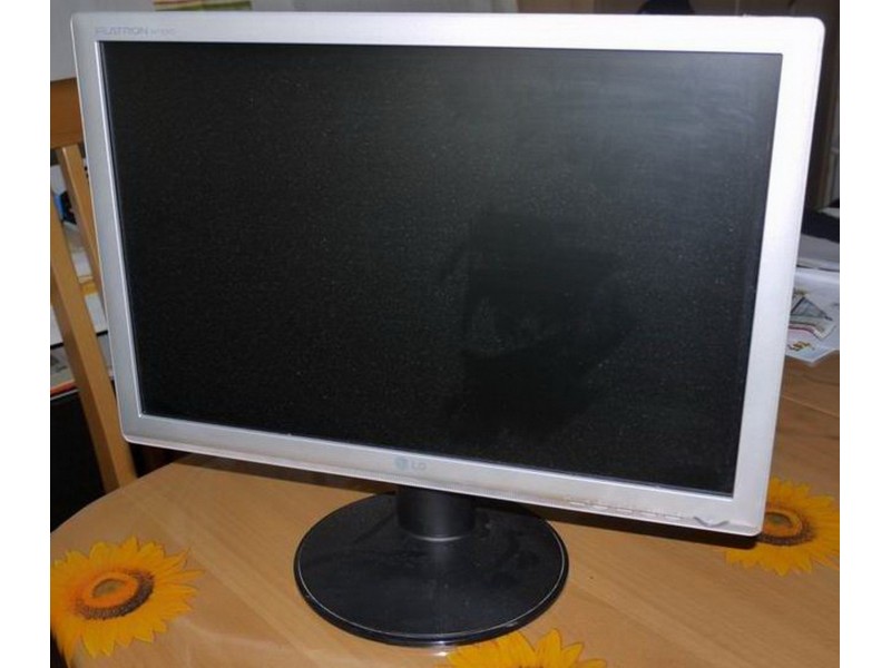 LG W1934S monitor