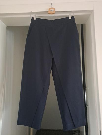 Zara teget 3/4 pantalone