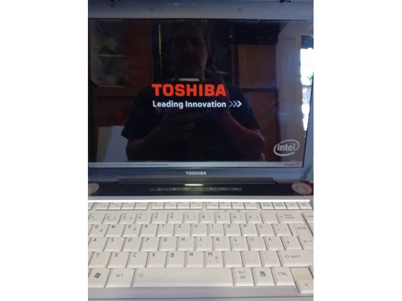 Toshiba Satellite A200-1TJ