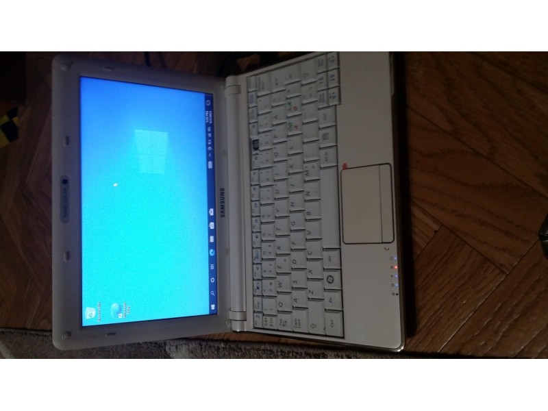 Samsung NP-N140