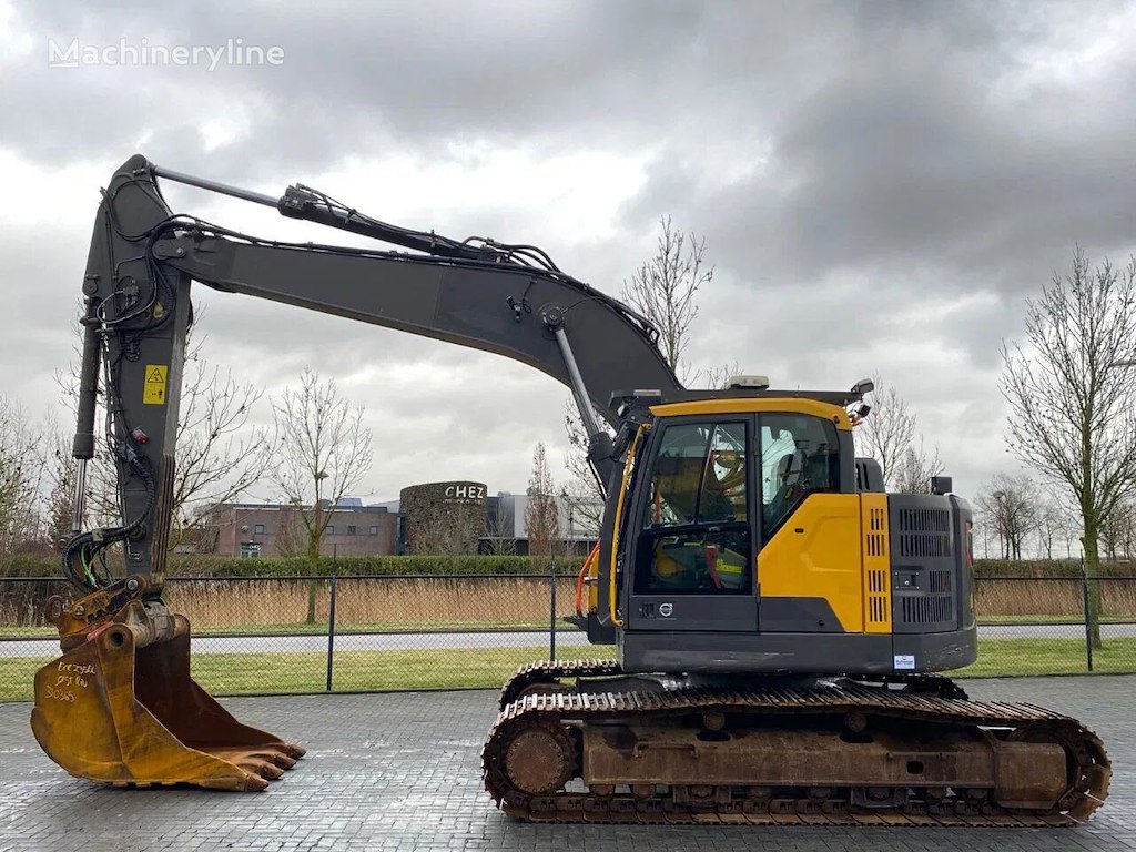 Volvo ECR 235 EL | OILQUICK | BUCKET | AIRCO bager guseničar