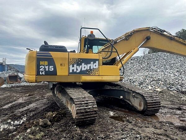 Komatsu HB215LC *HYBRID ENGINE *10.500hrs *BUCKET bager guseničar