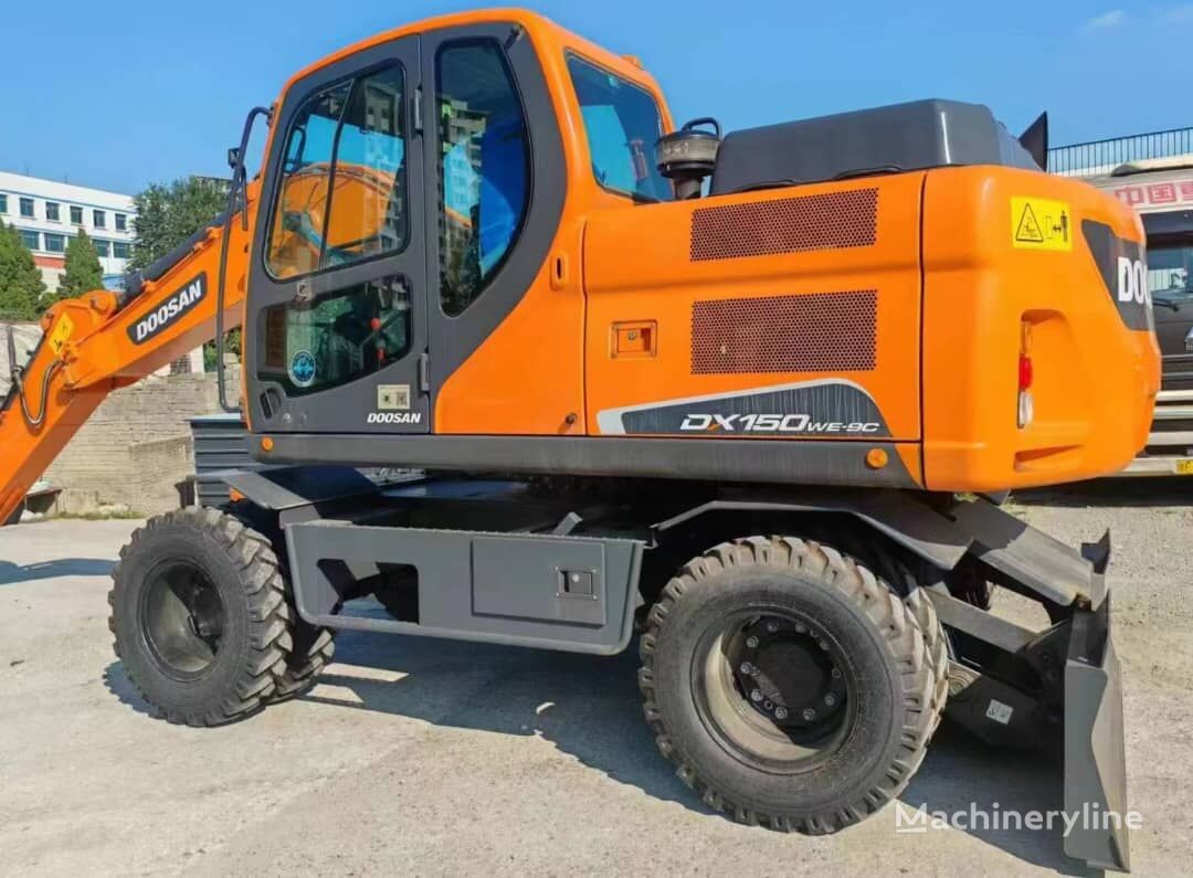 Doosan DX150 bager točkaš