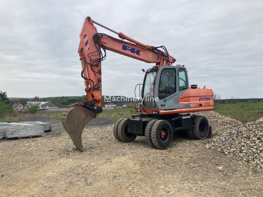 Prodaje se Fiat-Kobelco KOBELCO E175W bager točkaš na aukciji