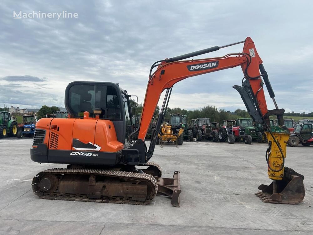 Doosan DX 60-9C C/W Rock Breaker bager guseničar