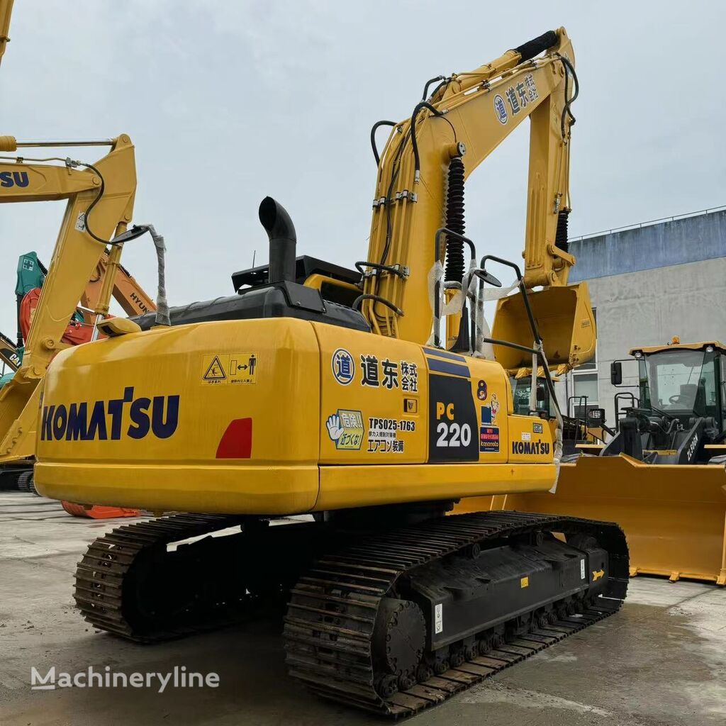 Komatsu PC220-8 bager guseničar