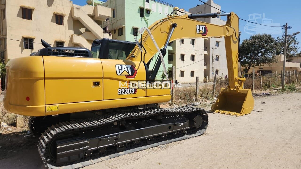 Novi Caterpillar 323D3 bager guseničar