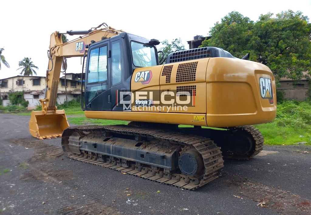 Novi Caterpillar 323D3 bager guseničar