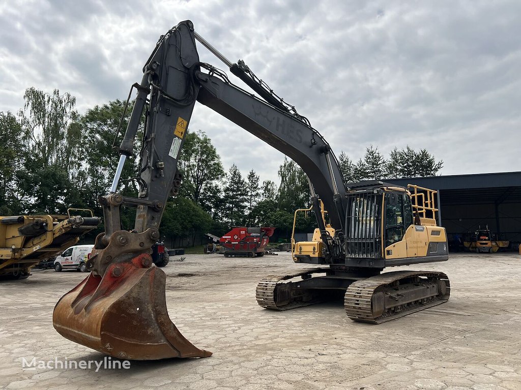 Volvo EC 250 bager guseničar