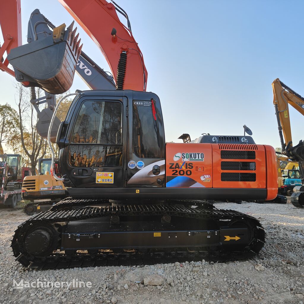 Hitachi ZX200-5G bager guseničar