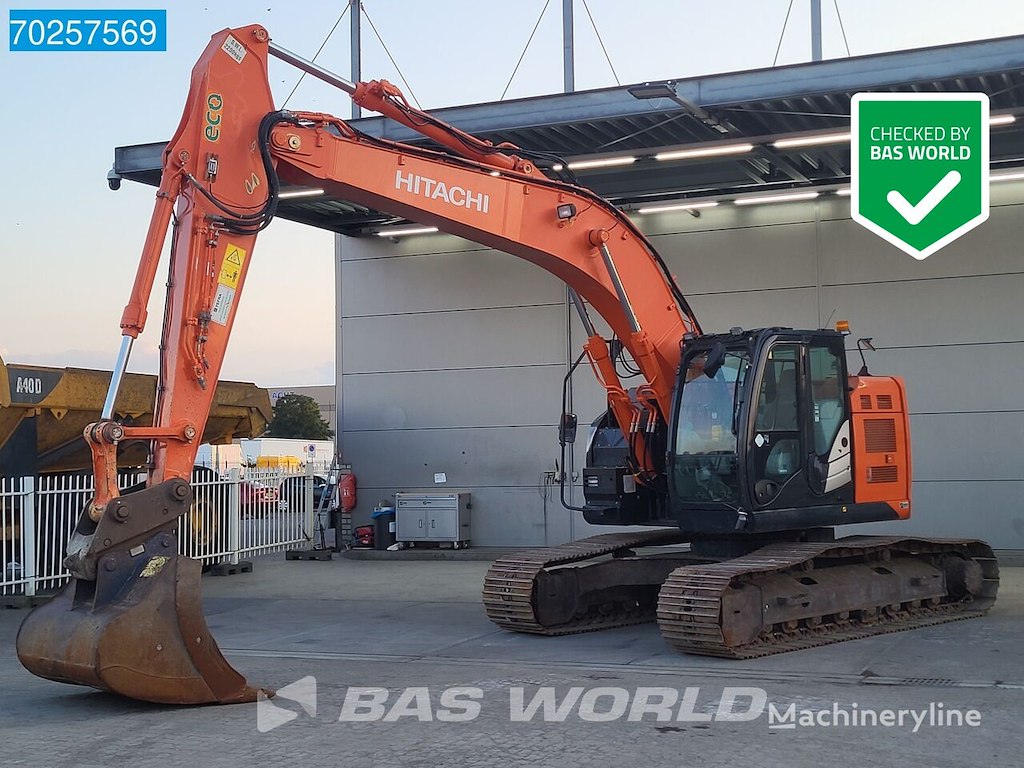 Hitachi ZX225 USLC -5 bager guseničar