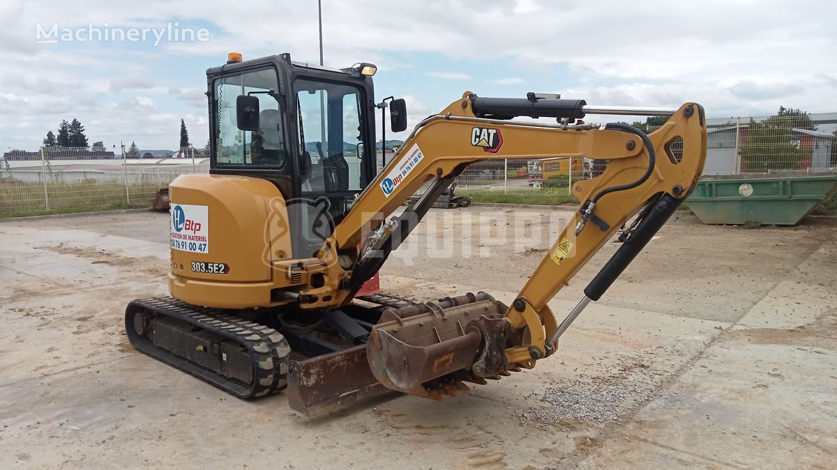 Caterpillar 303.5E2 CR with 3 buckets mini bager