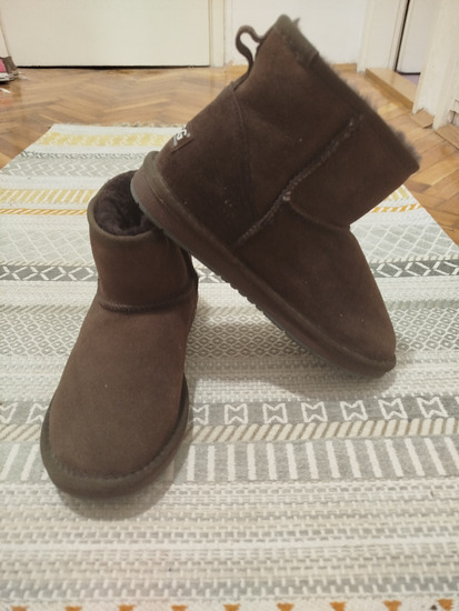 NOVE original UGG cizmice 38 br