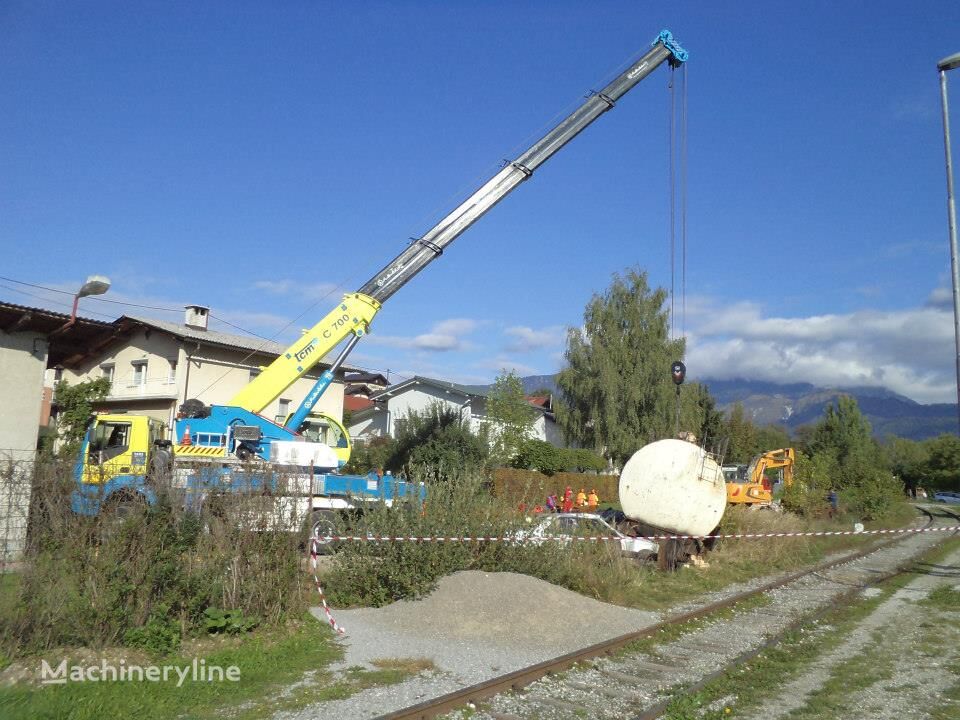 IVECO pokretna dizalica