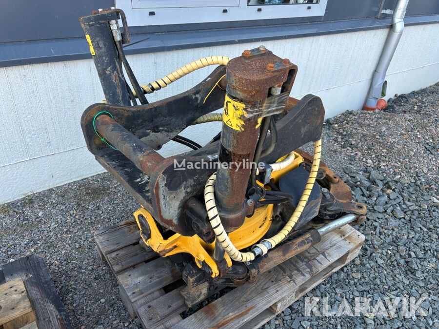 Prodaje se Engcon EC20 tiltrotator na aukciji