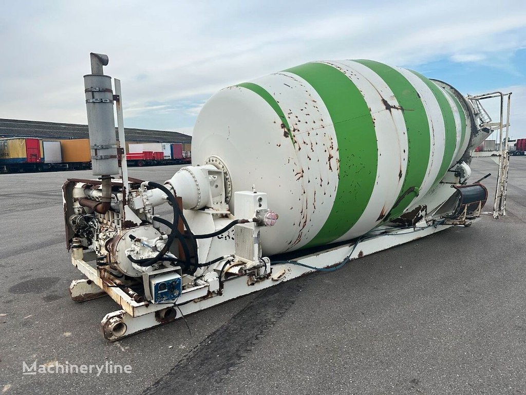 LT 90 D 9 m3 Concrete Mixer on Flat / Deutz bubanj mešalica za beton