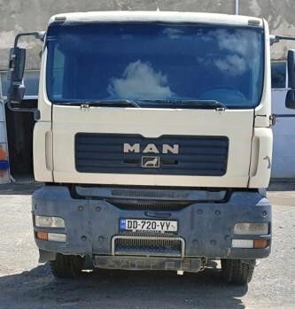 MAN TGA 41.360 kamion s mešalicom za beton