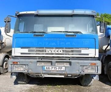 IVECO CURSOR 13 kamion s mešalicom za beton