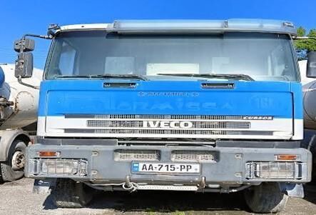 IVECO CURSOR 11 kamion s mešalicom za beton