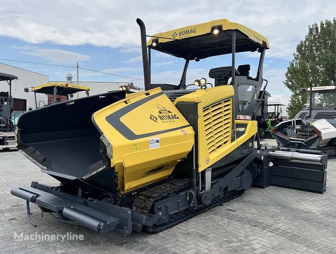 BOMAG BF 600C-2 asfaltni finišer guseničar