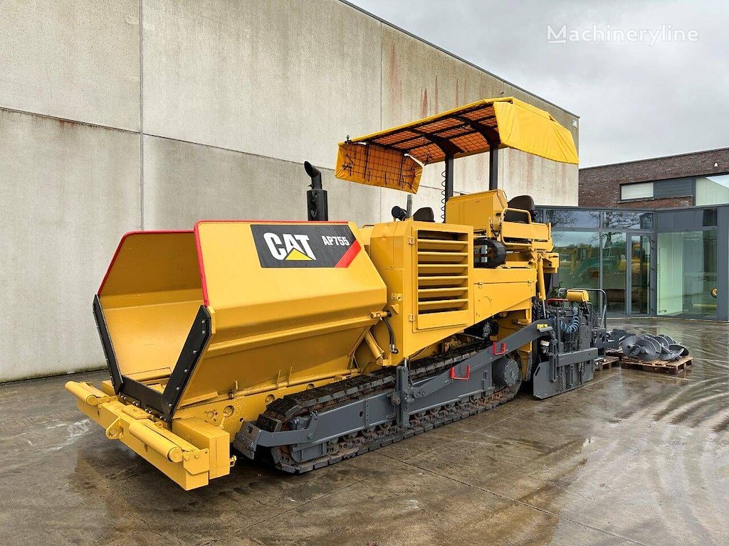 Prodaje se Caterpillar AP755 (AS-4251) asfaltnu bazu na aukciji