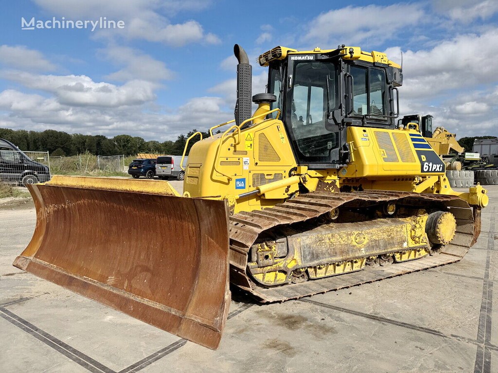 Komatsu D61PXi-24 buldožer