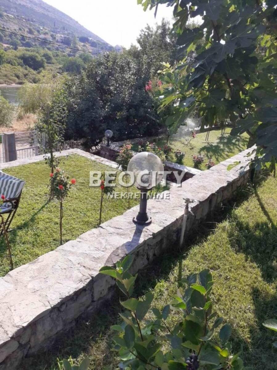 Trebinje, Trebinje, , 5.0, 300m2, 900000EUR