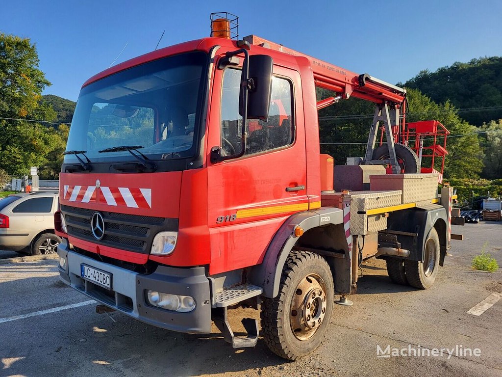 Prodaje se Mercedes-Benz 918 AF 4X4 + MP 16 auto dizalicu s korpom na aukciji