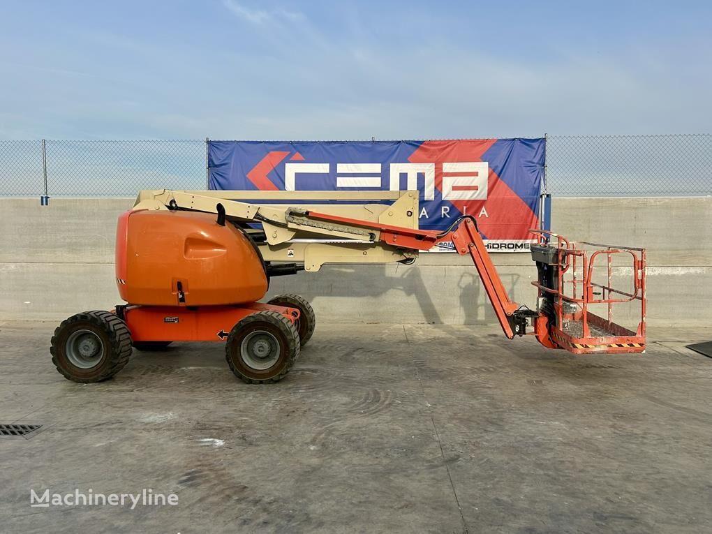 JLG 450AJ Series II hidraulična zglobna platforma