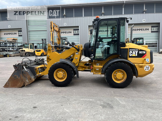 Caterpillar 907M prednji utovarivač