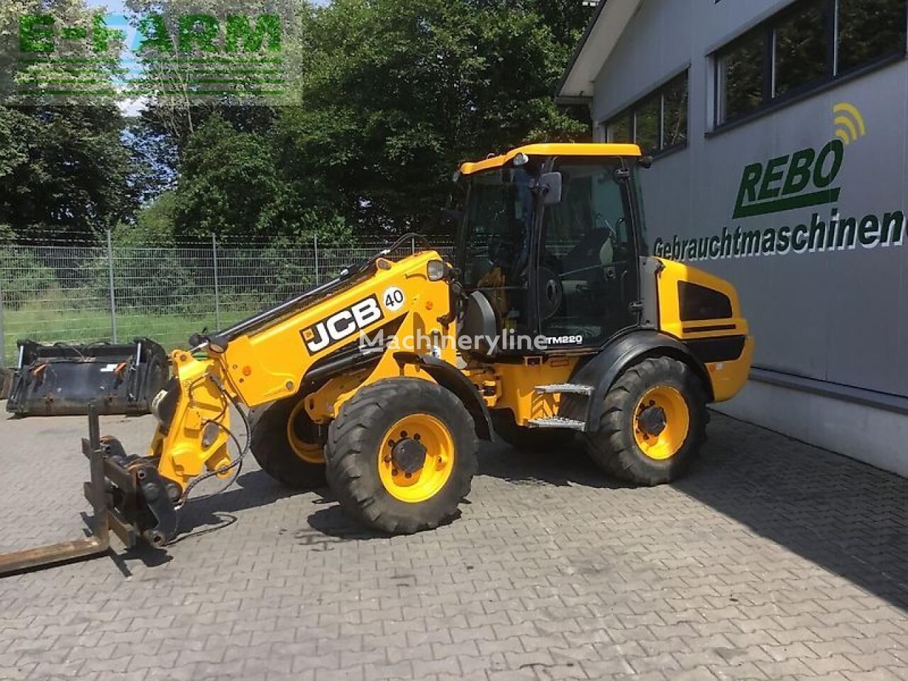 JCB tm 220 agri prednji utovarivač