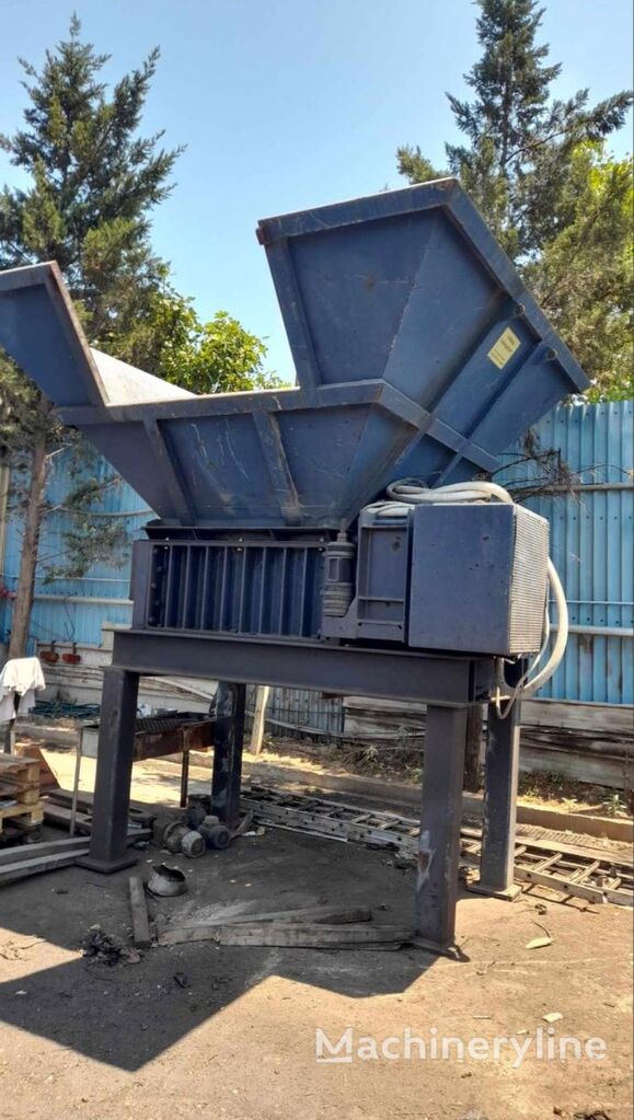 BOMATIC 1350S industrijski šreder