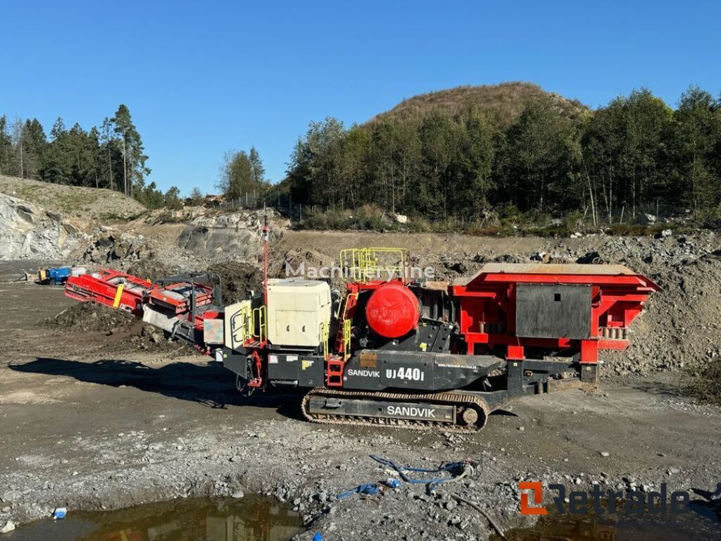 Prodaje se Sandvik Käftkross Sandvik UJ440i / jaw crusher mobilna postrojenje za drobljenje na aukciji